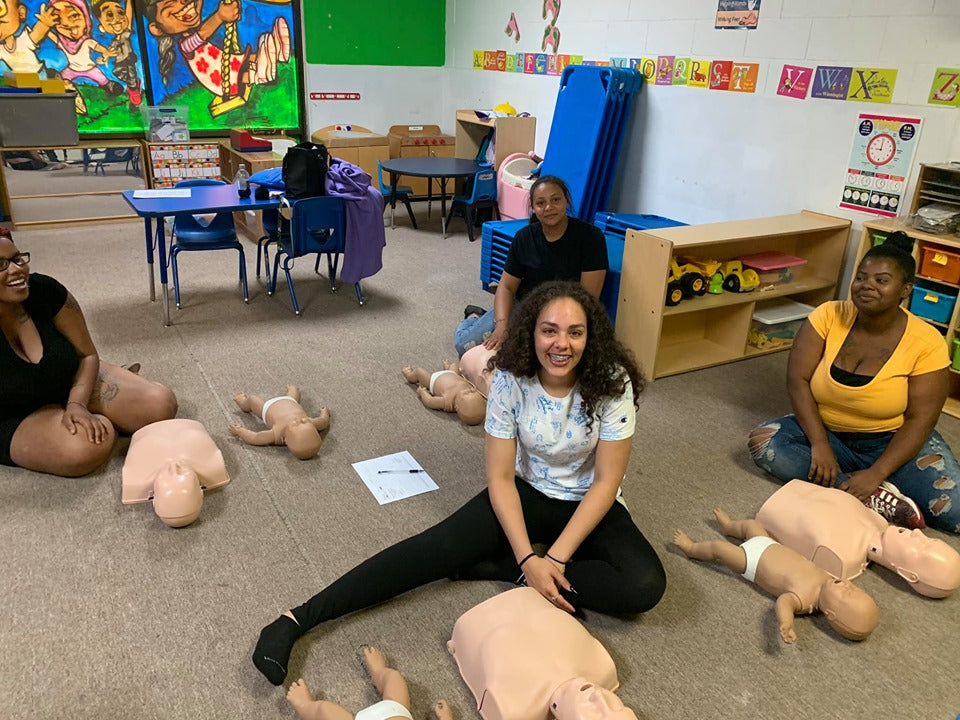 How to properly perform CPR Chest Compressions – I Care Health CPR